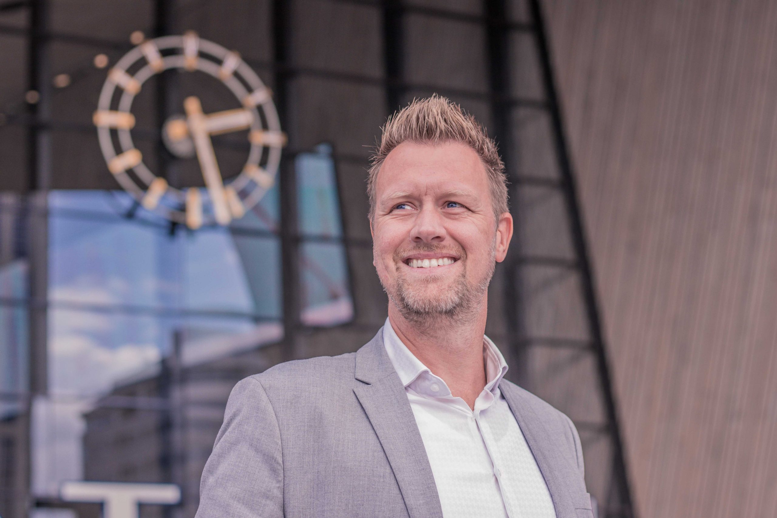 Peter van den Akker - Brink